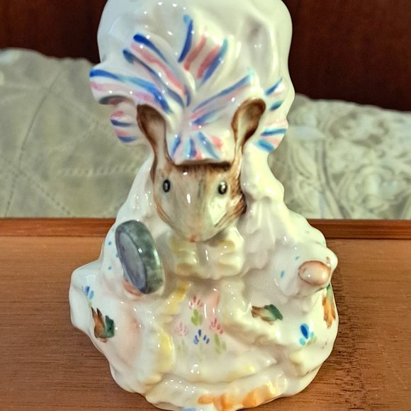 Beswick | Art | Vintage Lady Mouse Porcelain Figurine Made In England ...